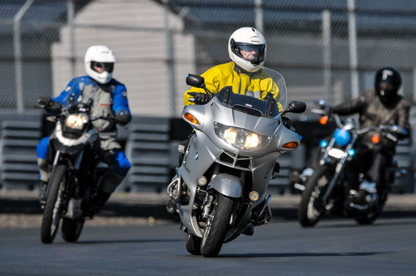 How to Master Track Day Passing | Riding in the Zone