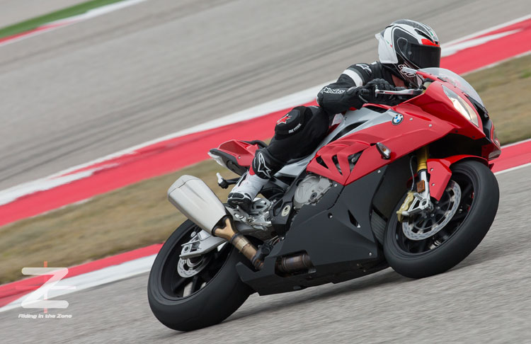 Testing the 2015 BMW S1000rr photo: BMW